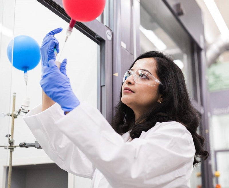 University of Toronto Interdisciplinary Science Program in Research and ...