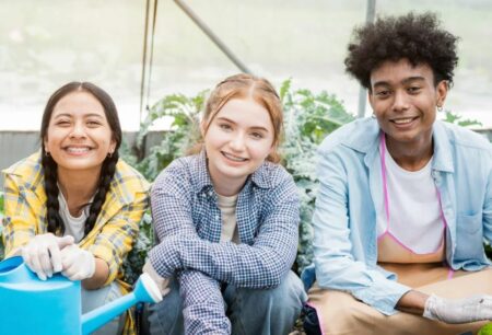TELUS Canadian Community Board Grant 2025 (up to $20,000) – Opportunity ...